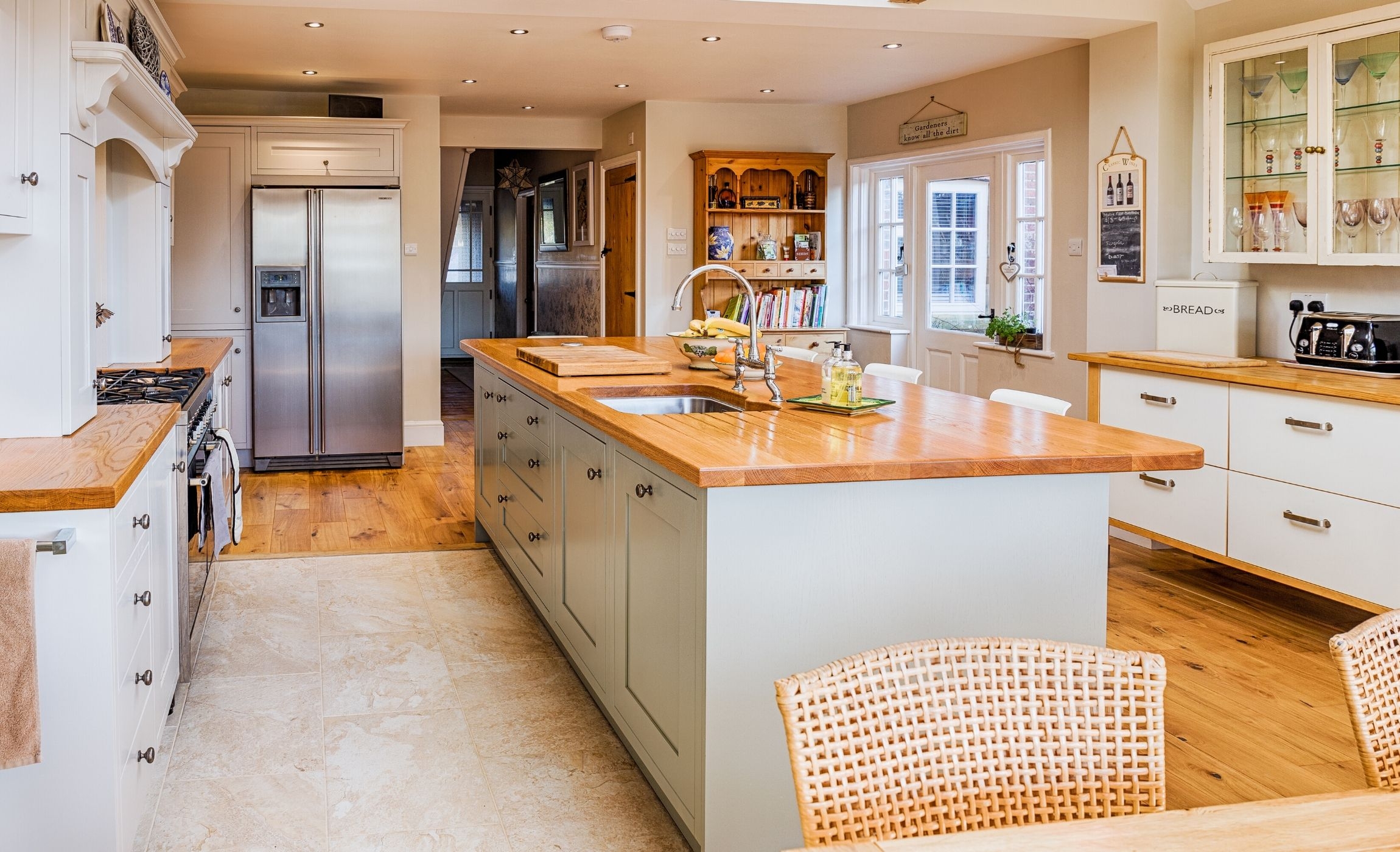 Traditional Kitchen With Charming Character | HKS