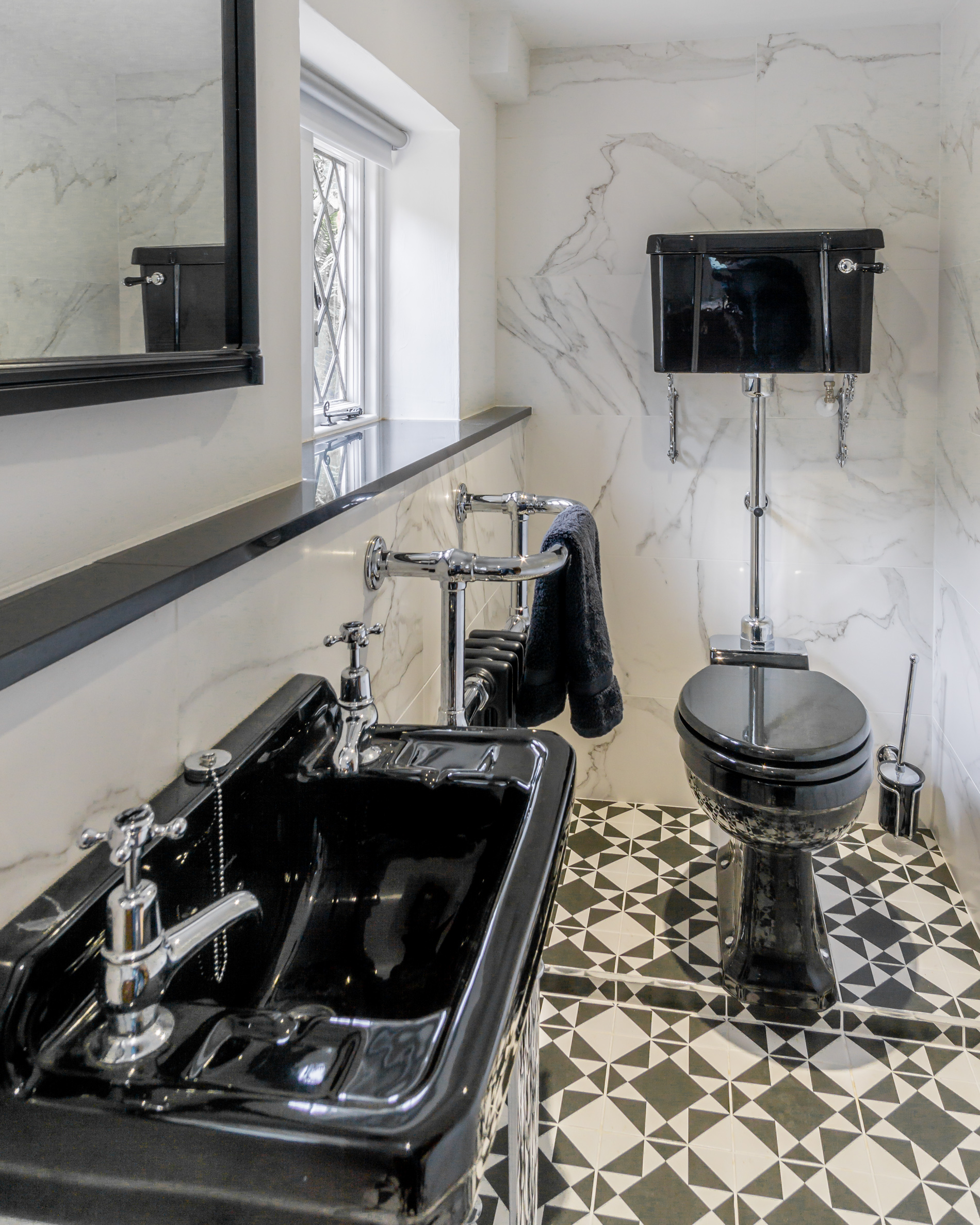 Luxury Cloak Room | Haywards Heath, West Sussex | HKS