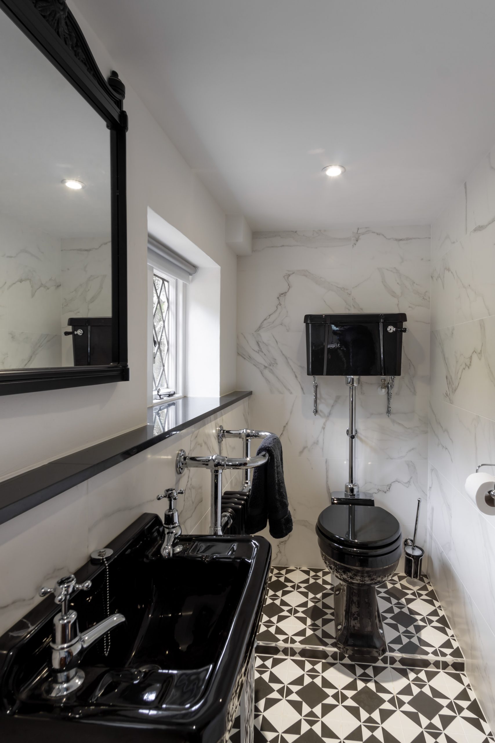 Luxury Cloak Room | Haywards Heath, West Sussex | HKS