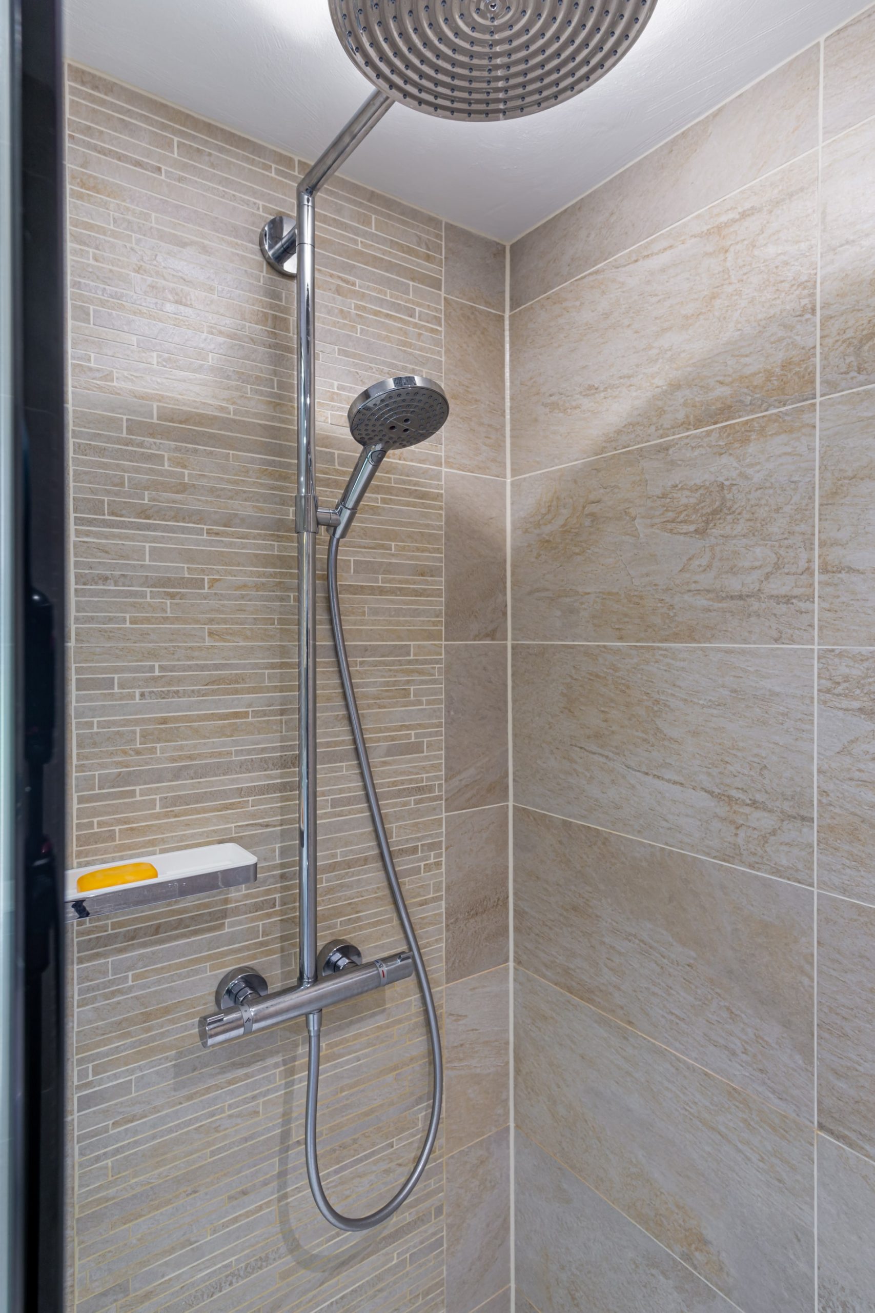 Warm & Inviting Modern Shower Room | Lewes, East Sussex | HKS