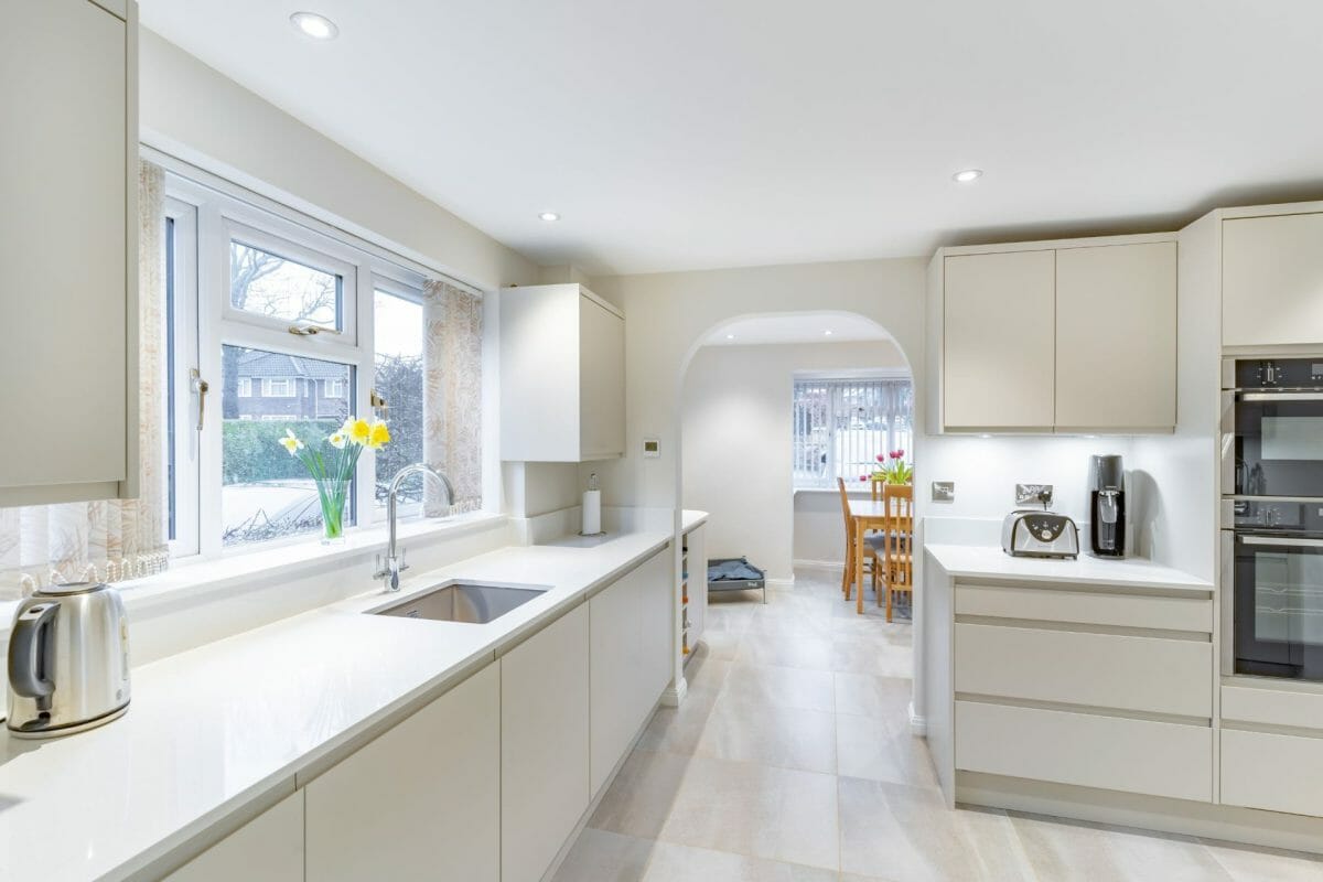 Sleek Modern Mackintosh Integral Kitchen | HKS